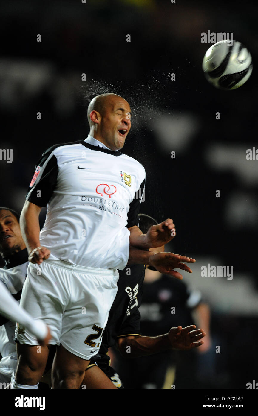 Soccer coca cola football league one milton dons brentford stadium hi ...