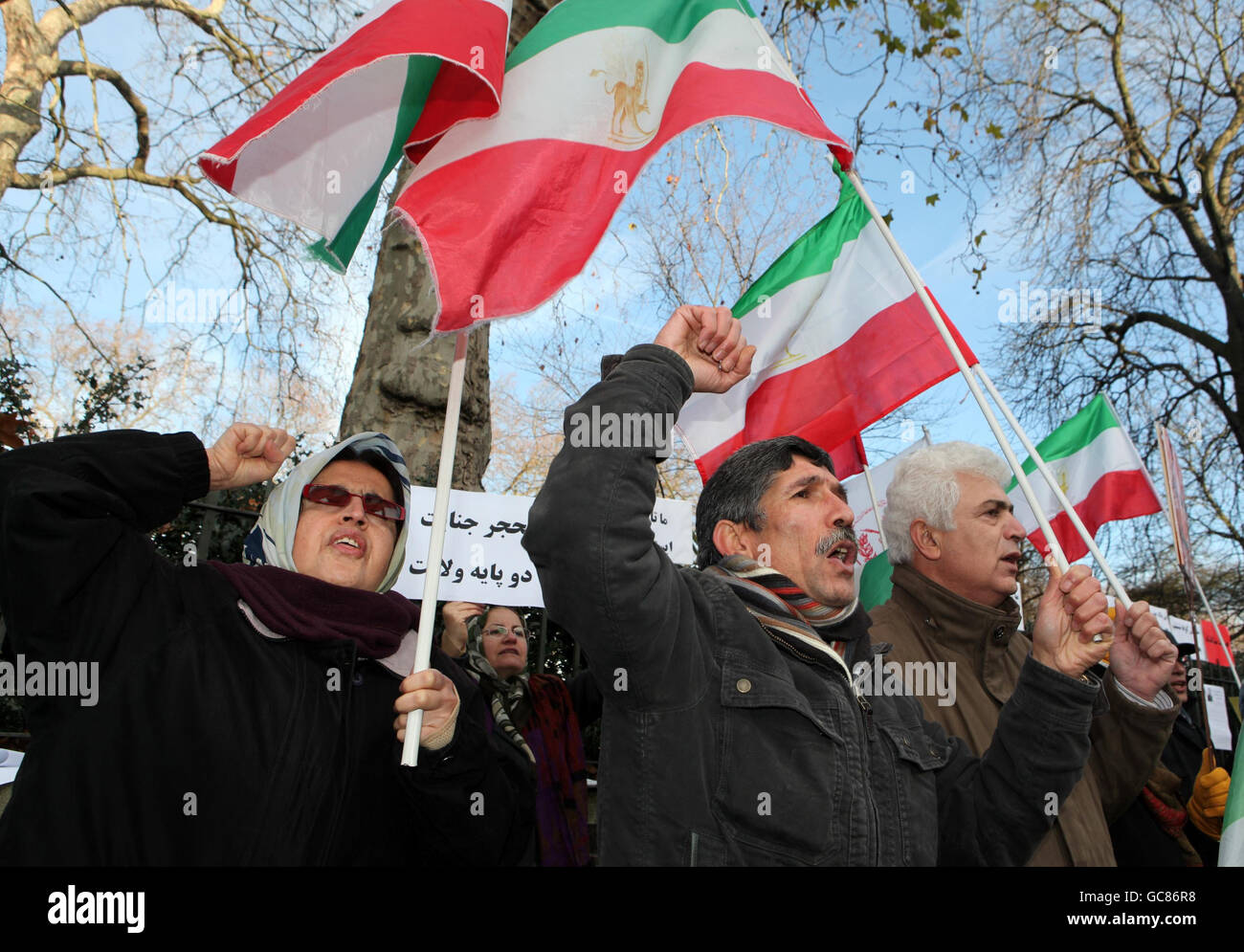 Supporters of People's Mojahedin Organisation of Iran (PMOI) rally ...