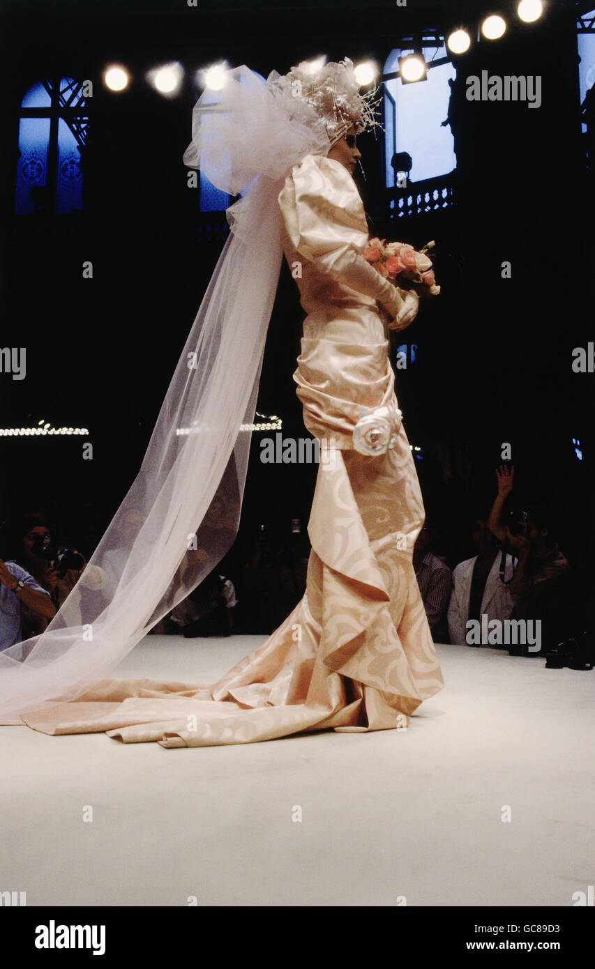 1986 fashion hi-res stock photography and images - Alamy