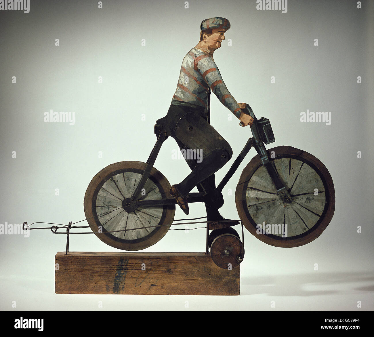 Mechanical puppets hi-res stock photography and images - Alamy