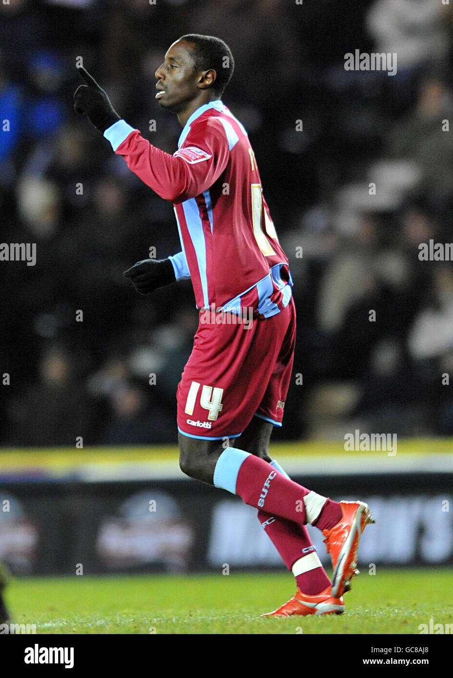Scunthorpe United's Jonathan Forte celebrates scores his sides fourth ...