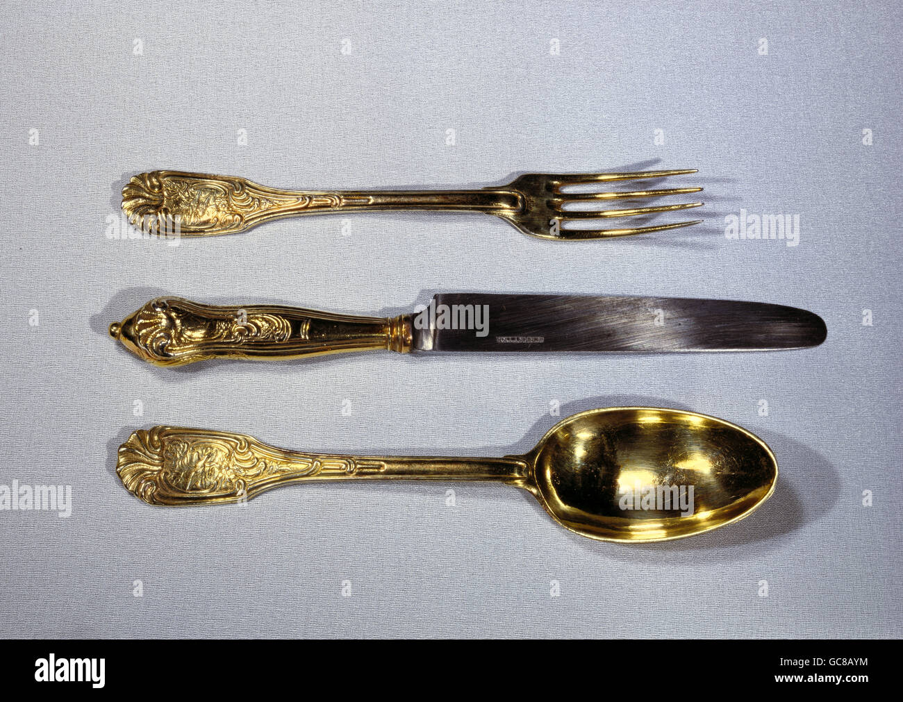 Silver cutlery set hi-res stock photography and images - Alamy