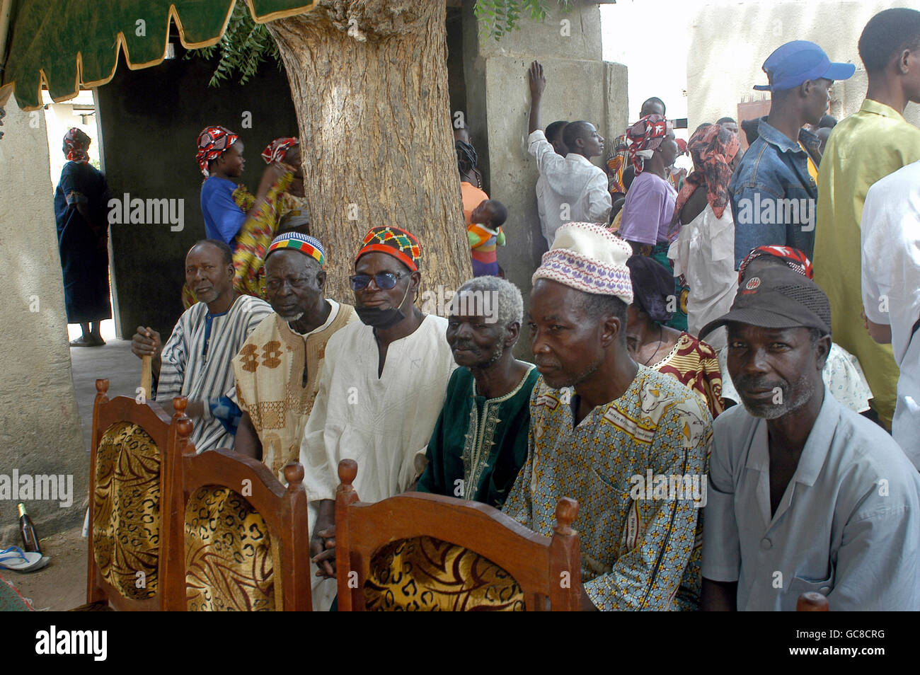 Establishment of the new chief of village of Kokemnoure. The villagers ...