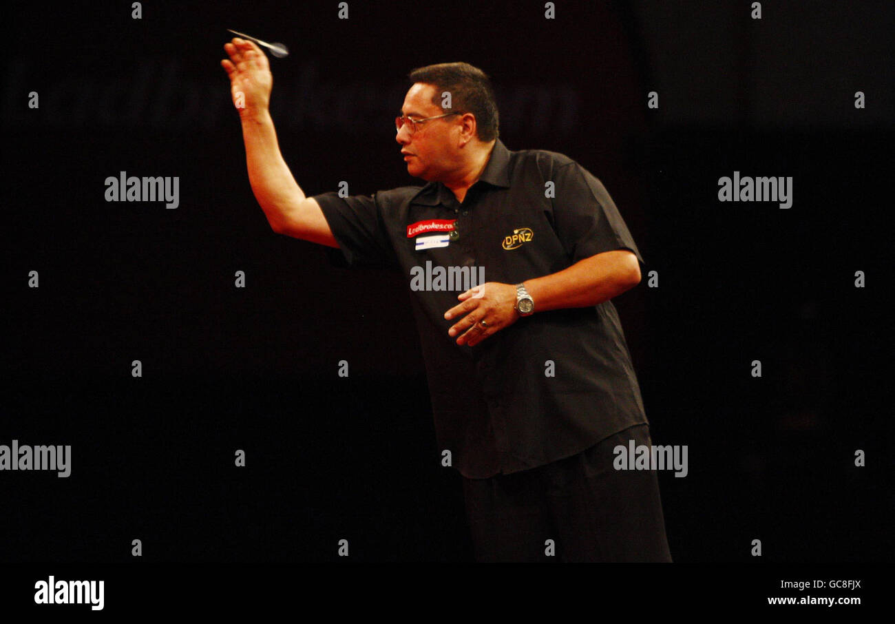 Phillip Hazel in action against Osmann Kijamet during the Ladbrokes.com ...