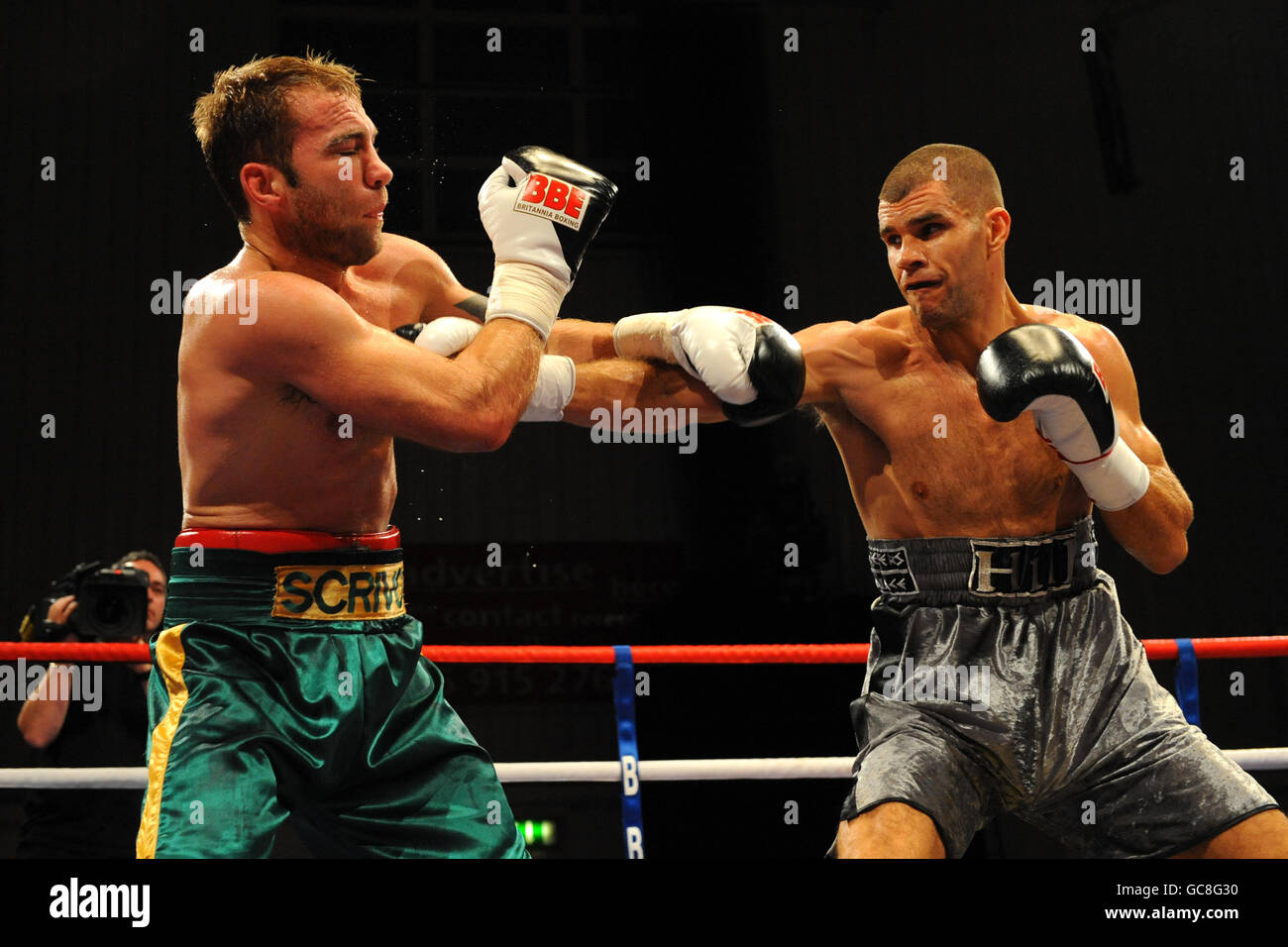 Tony Hill (right) in action against Matt Scriven (left Stock Photo - Alamy