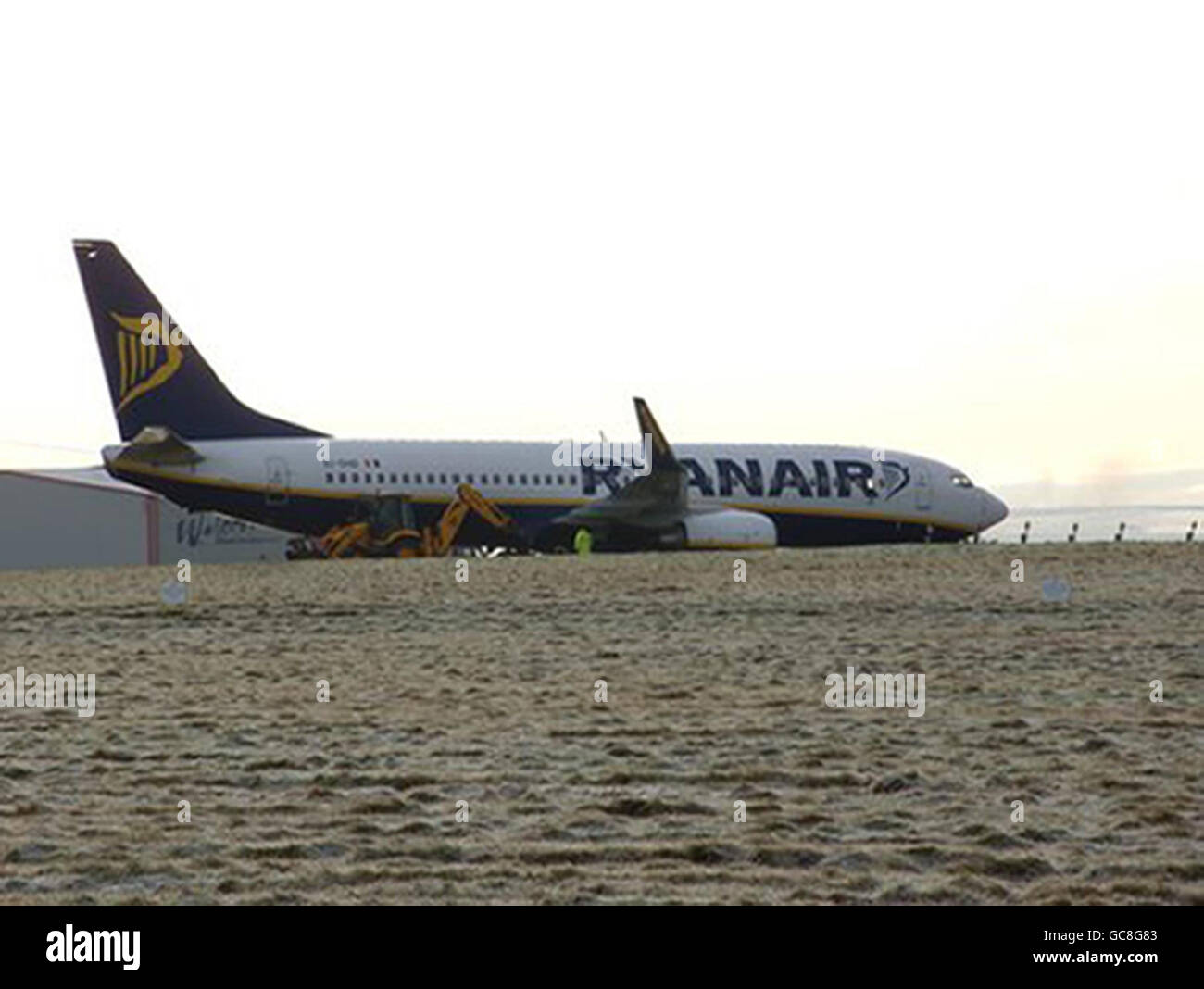 Plane skids off runway at Prestwick Stock Photo - Alamy
