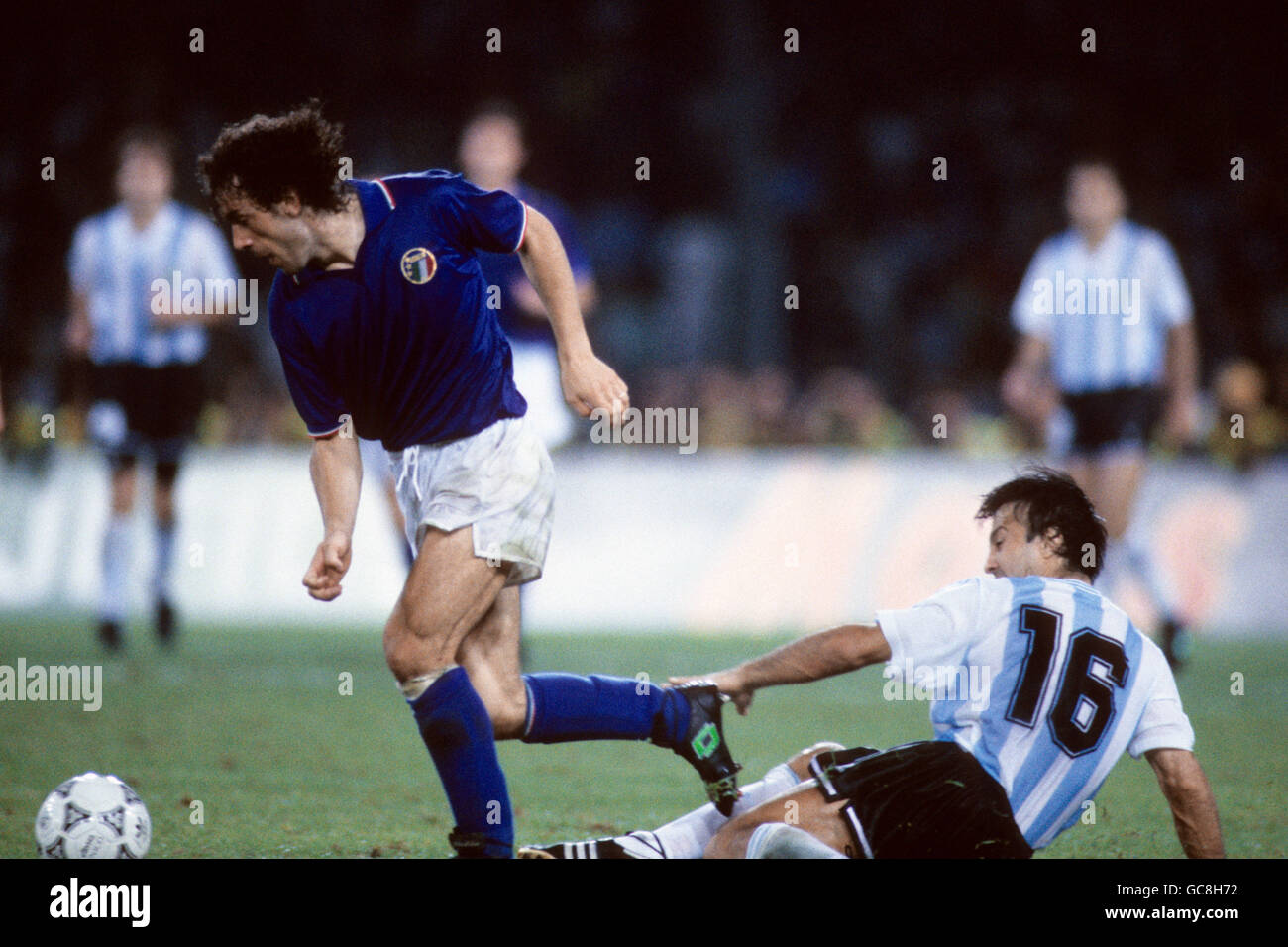 Soccer - FIFA World Cup Italia 90 - Semi Final - Italy v Argentina ...