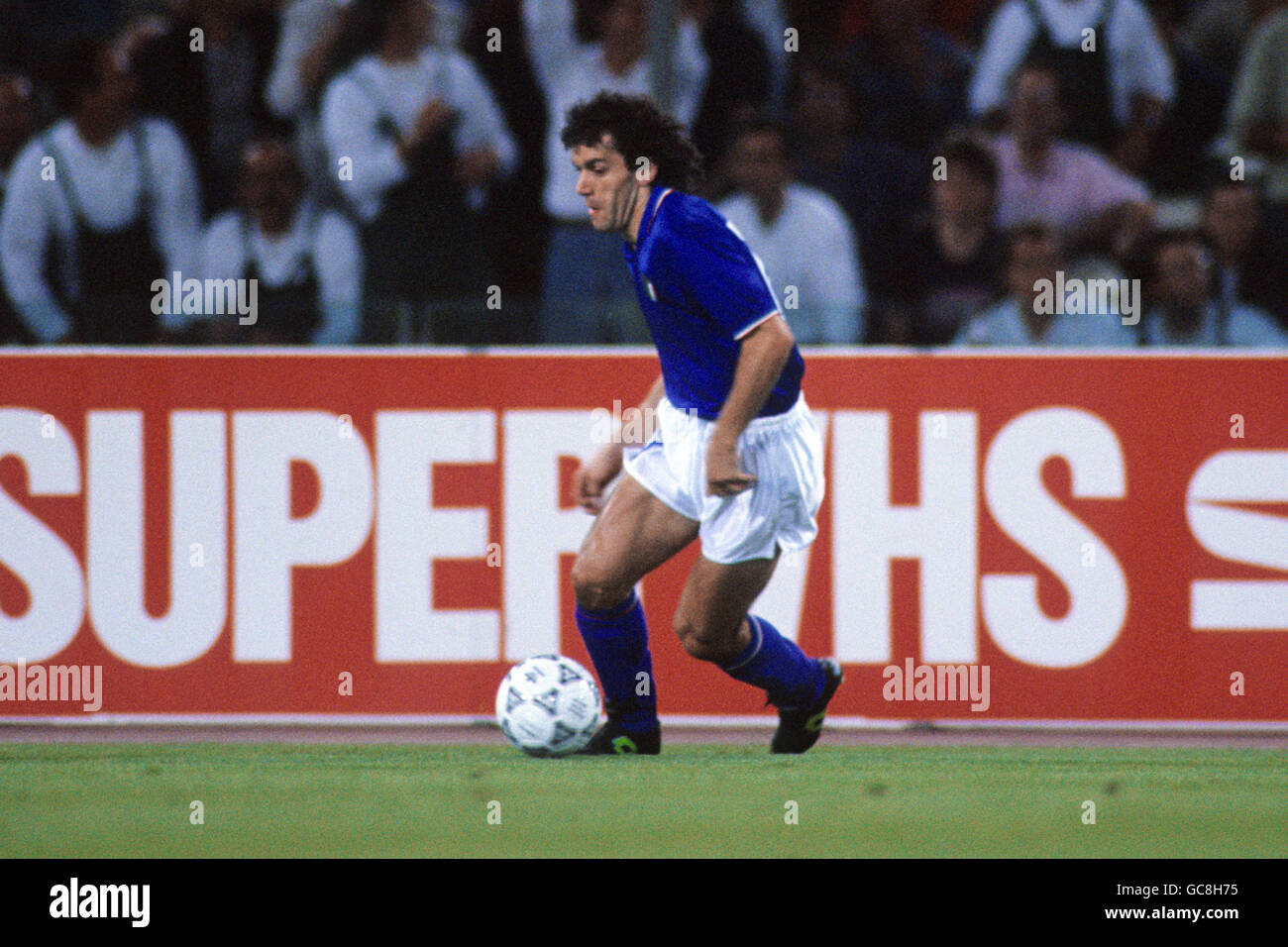 Soccer - FIFA World Cup Italia 90 - Group A - Italy v United States ...