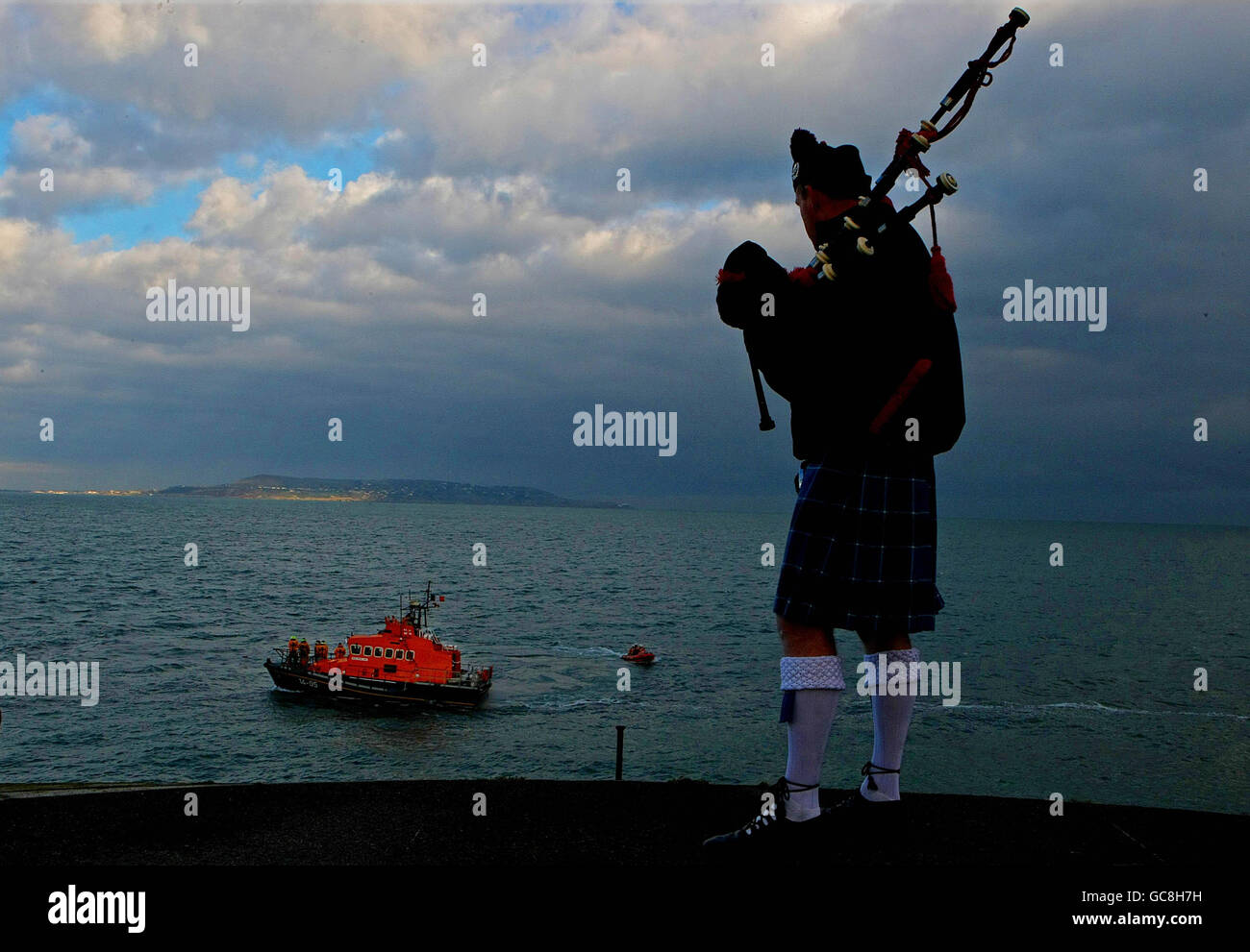 RNLI Lifeboat memorial Ireland Stock Photo - Alamy