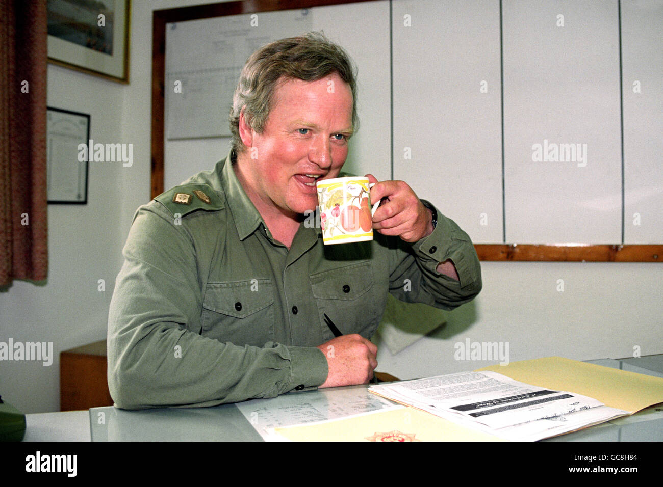 BACK TO THE OLD ROUTINE : LT/COL BOB STEWART , ENJOYS A CUP OF TEA IN ...