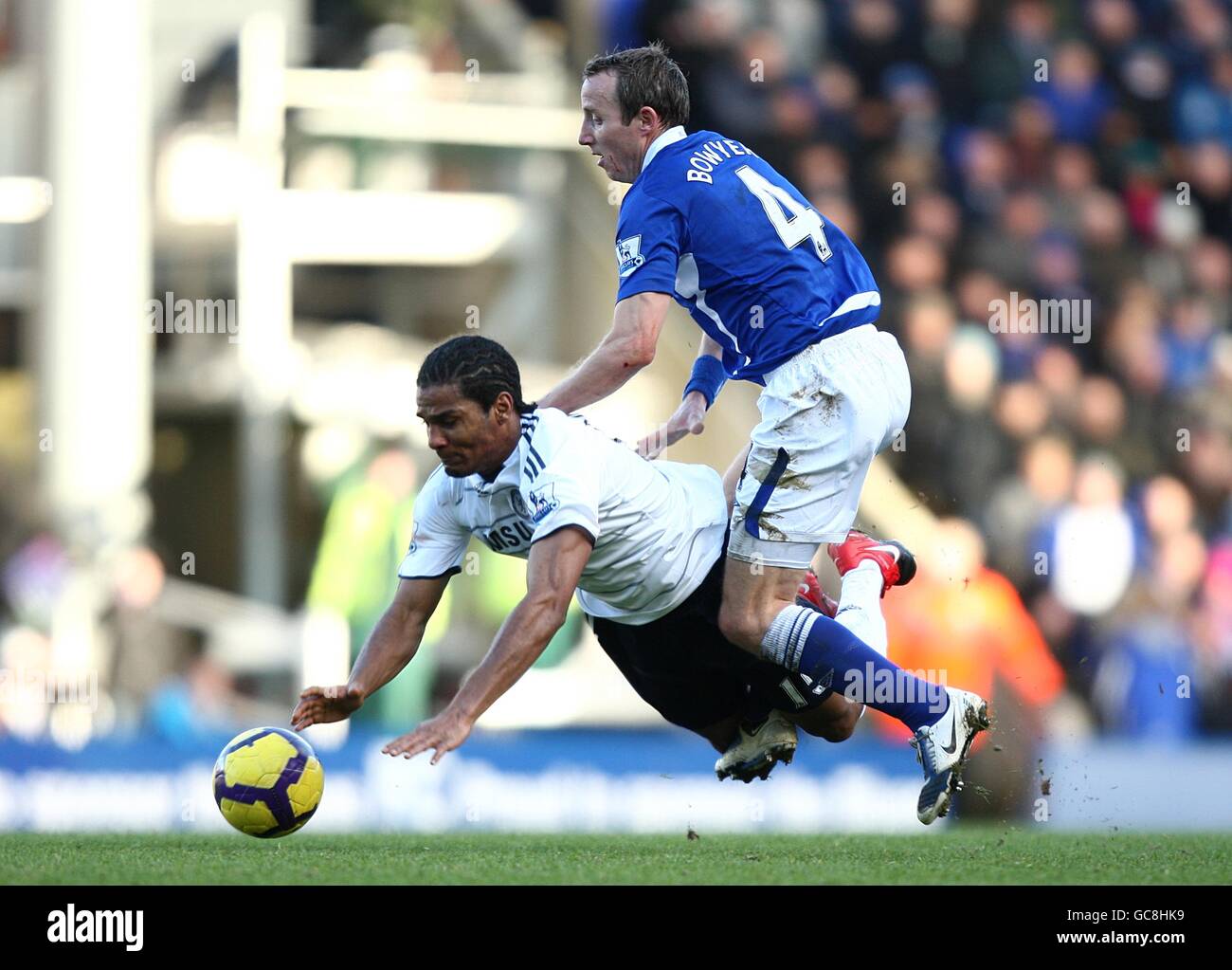 Birmingham City's Lee Bowyer (right) and Chelsea's Florent Malouda ...