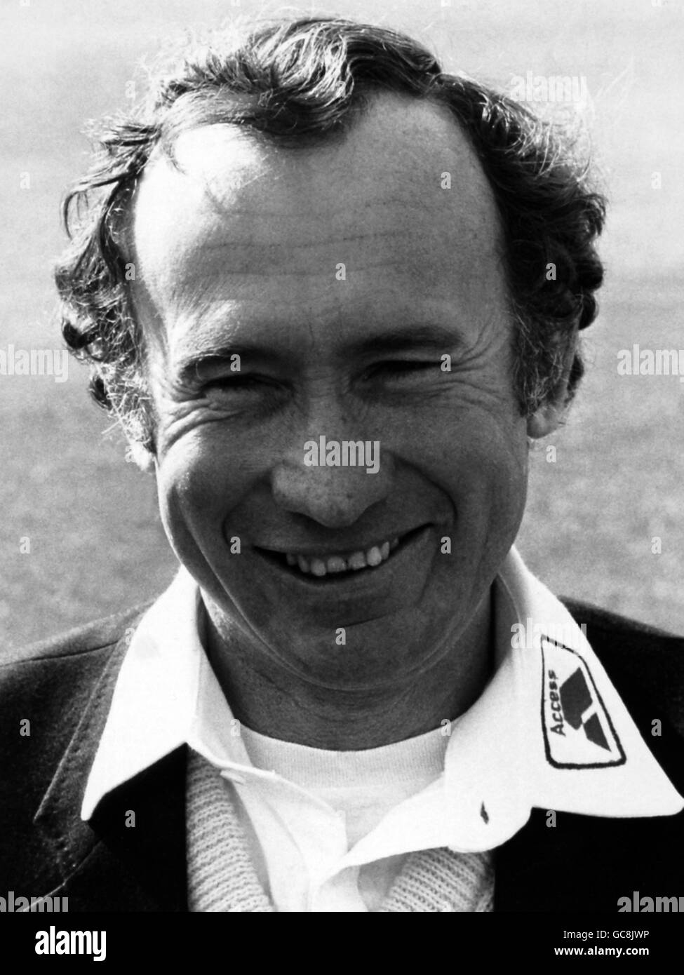 Sport cricket posing hi-res stock photography and images - Alamy