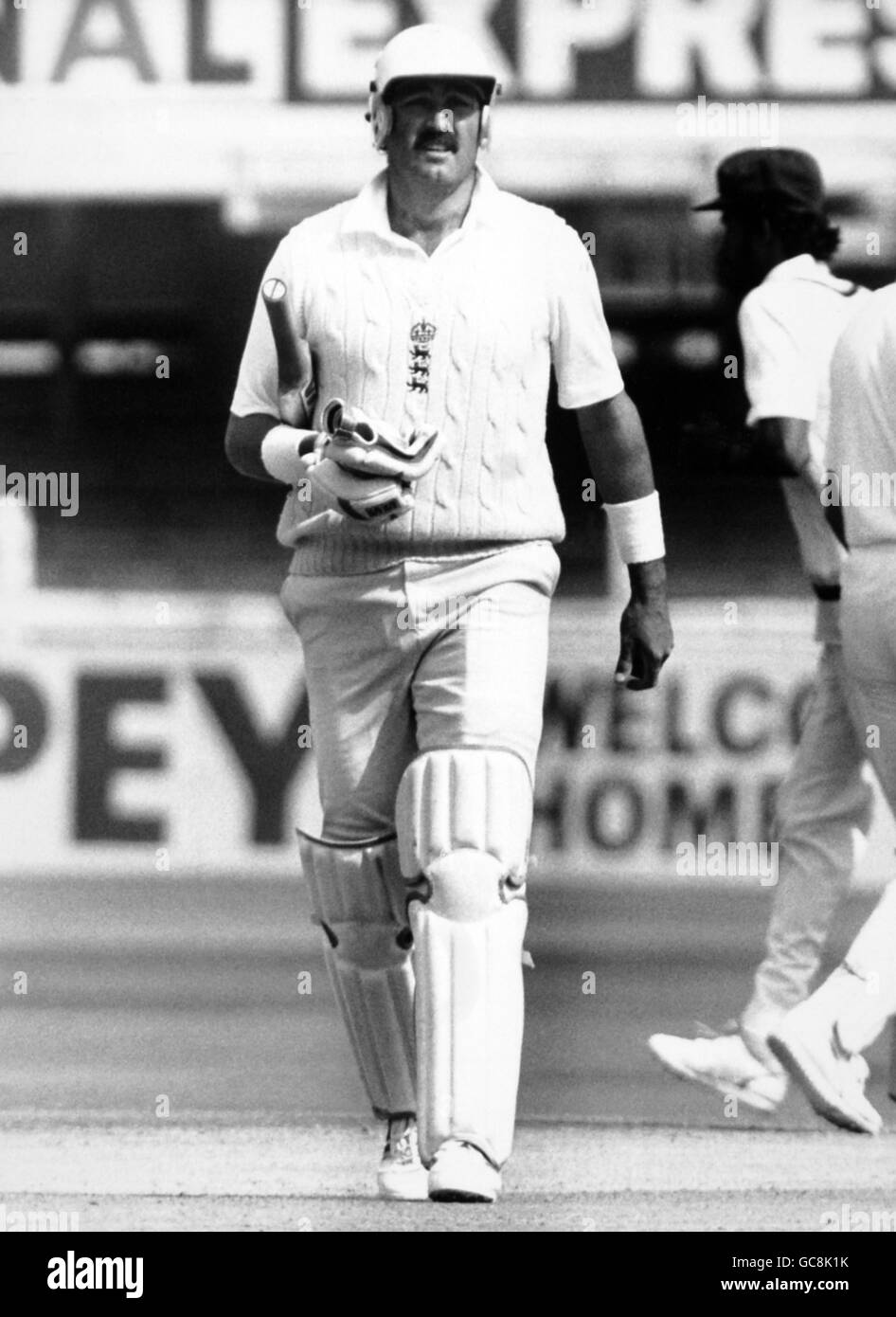 Cricket. Graham Gooch England Stock Photo - Alamy
