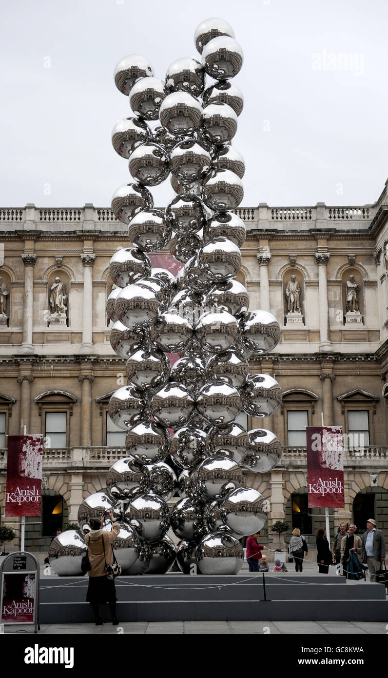 Anish Kapoor Sculpture. A sculpture by Anish Kapoor stands outside the ...