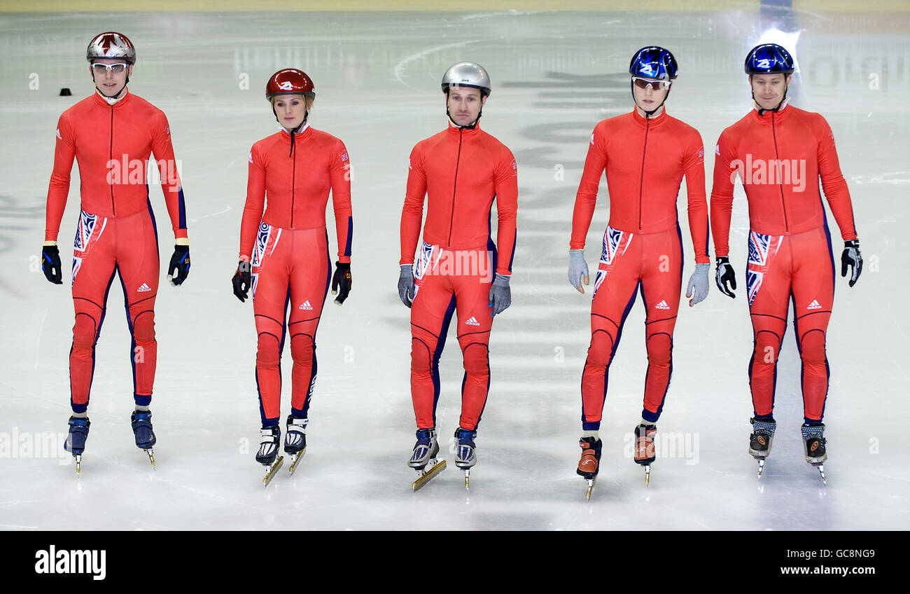 Great Britain's Jon Eley (left) Sarah Lindsay, Tom Iveson (centre ...