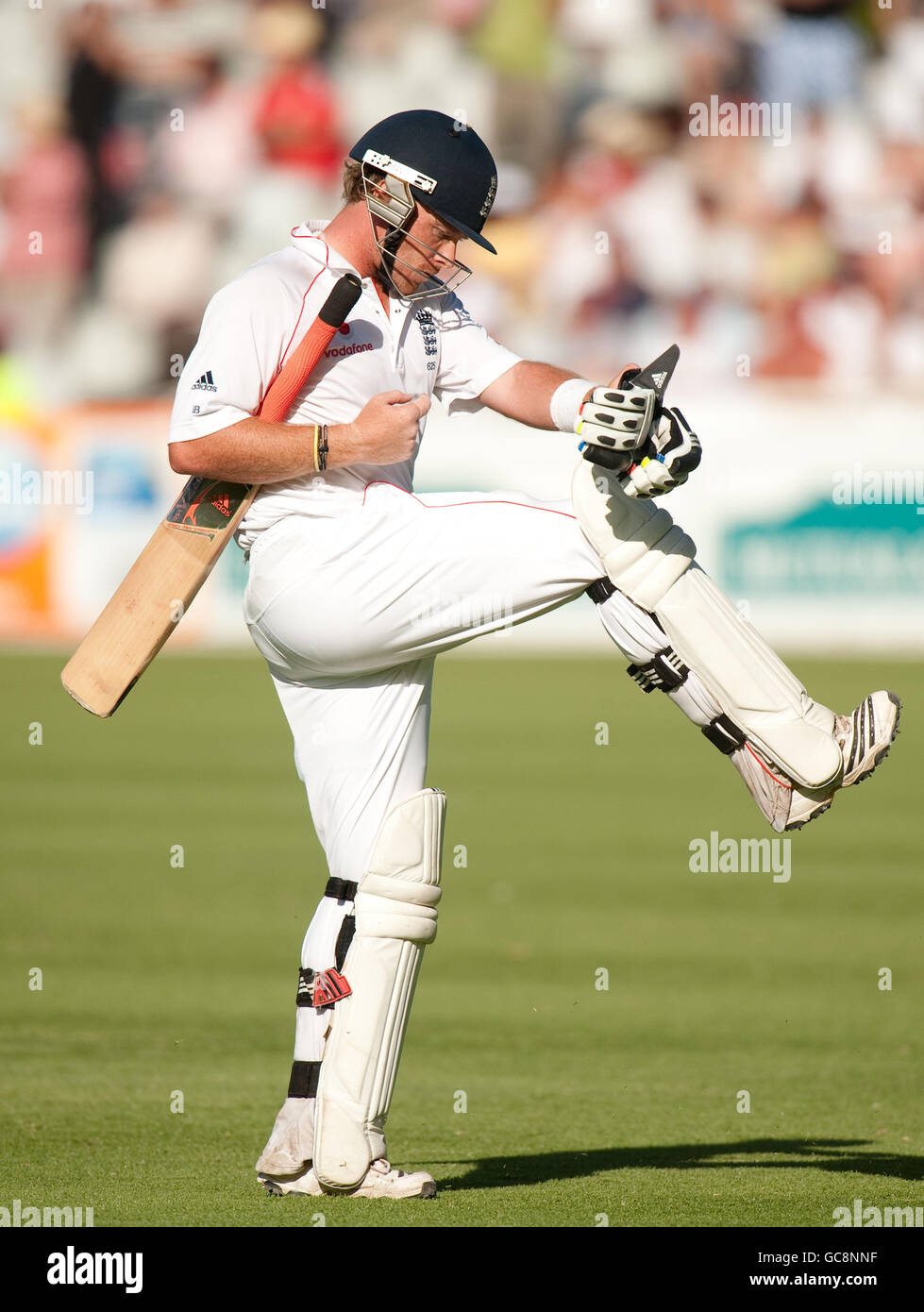 Newlands cricket ground south africa hi-res stock photography and ...
