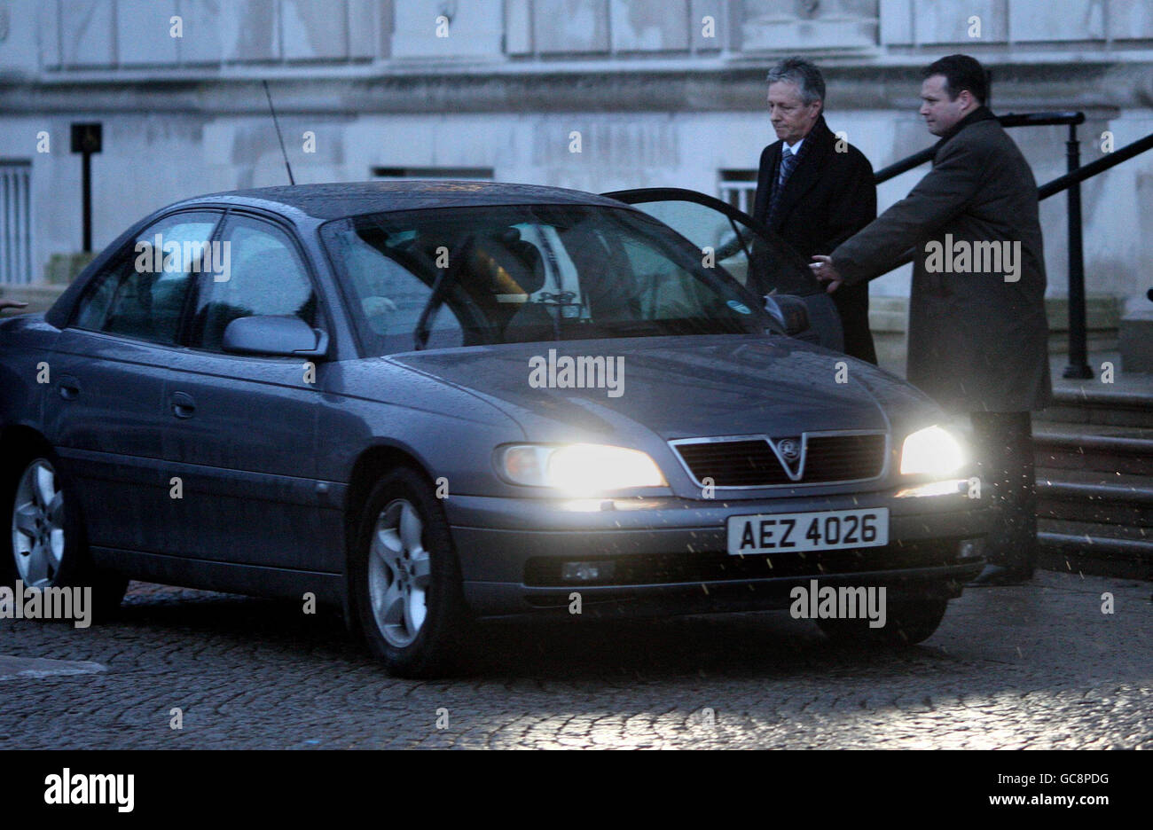 Dup leader peter robinson left hi-res stock photography and images - Alamy Dup leader peter robinson left hi-res stock photography and images - Alamy