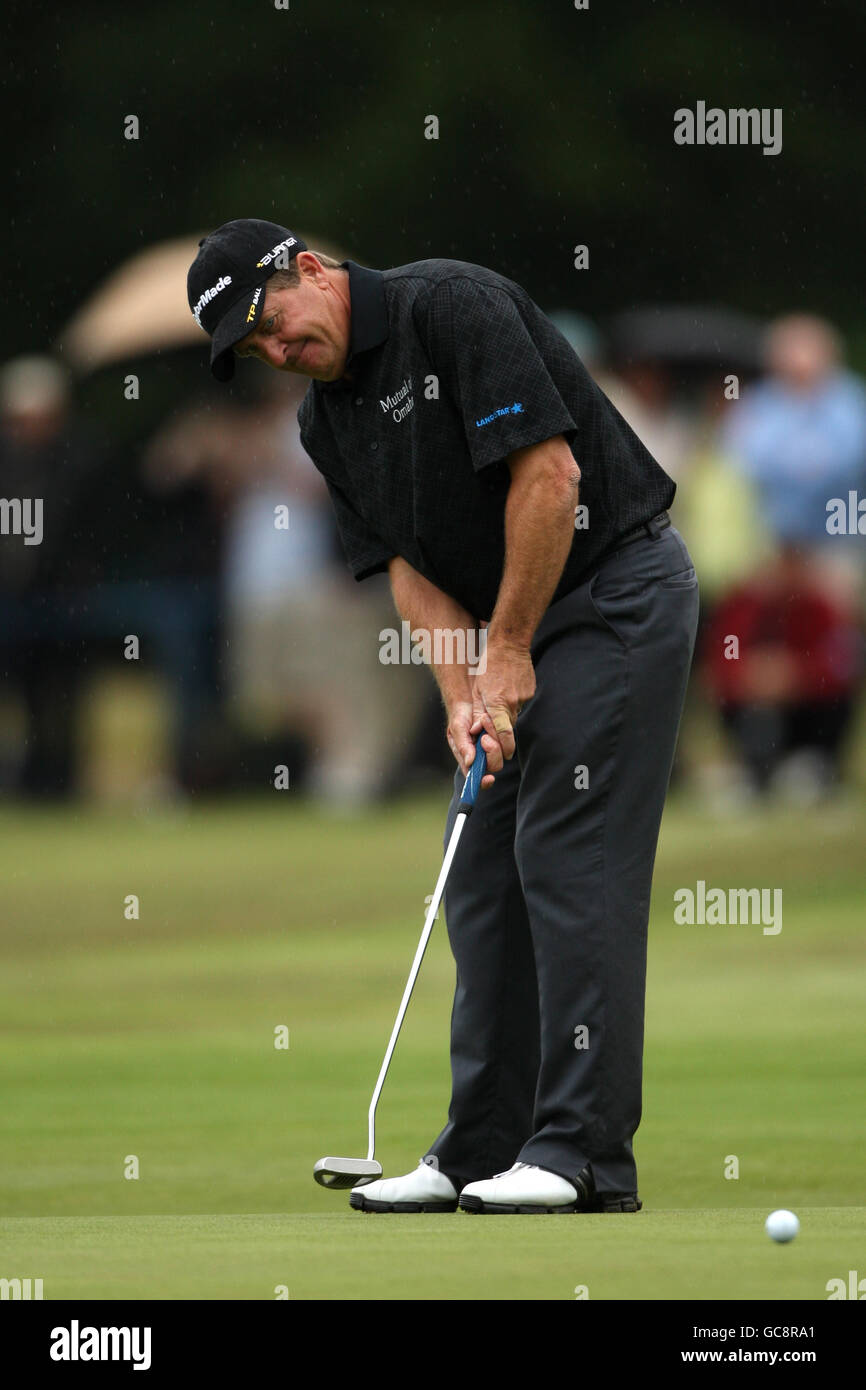 Golf - MasterCard Senior Open - Round Four - Sunningdale Open. USA's ...