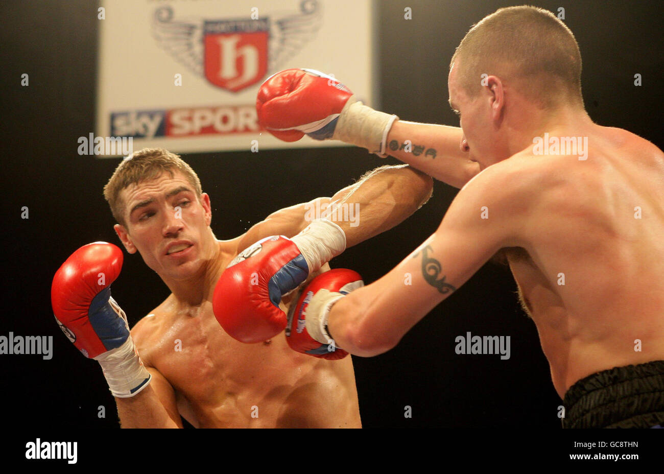 Boxing - Welterweight Bout - Mark Thompson v Kevin McIntyre ...