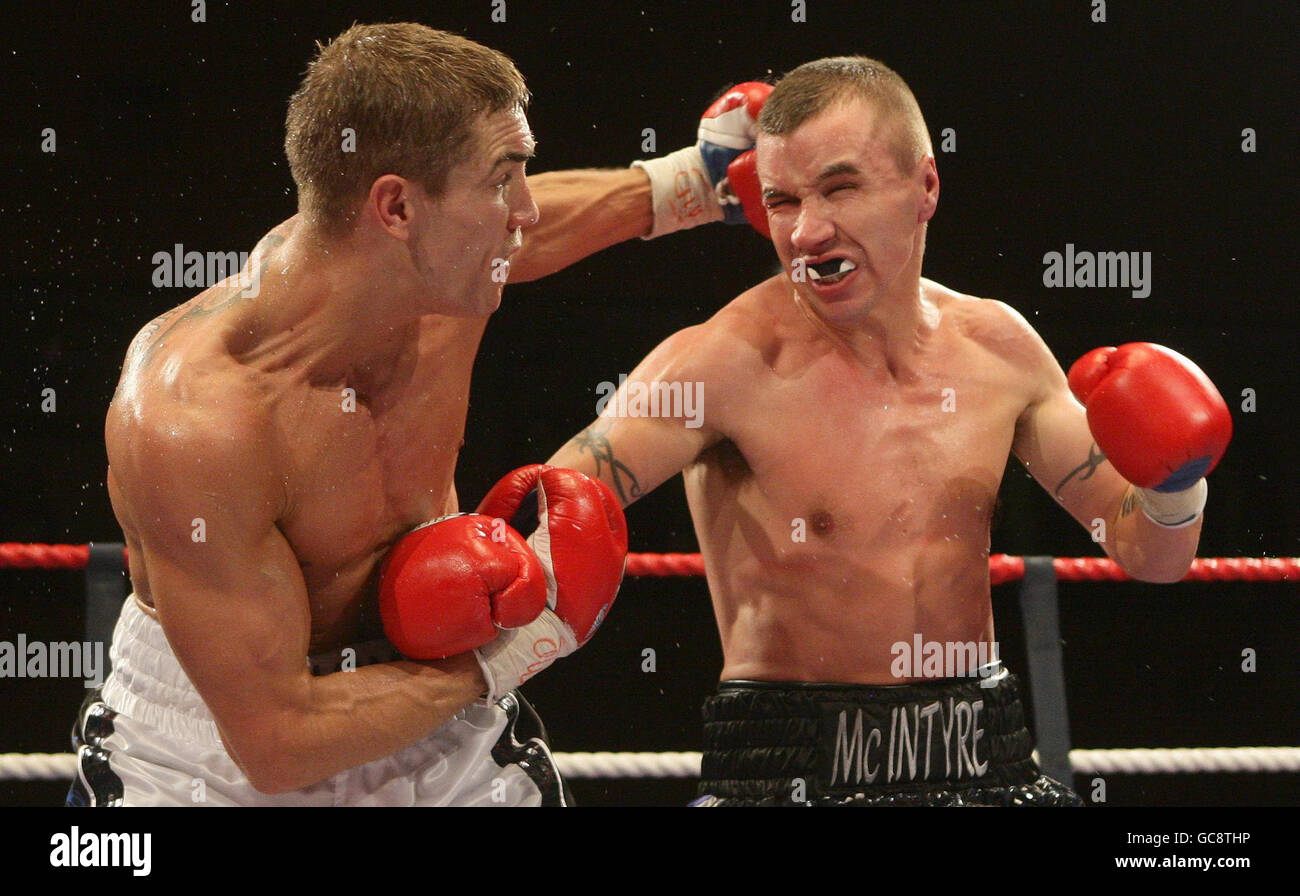 Boxing - Welterweight Bout - Mark Thompson v Kevin McIntyre ...