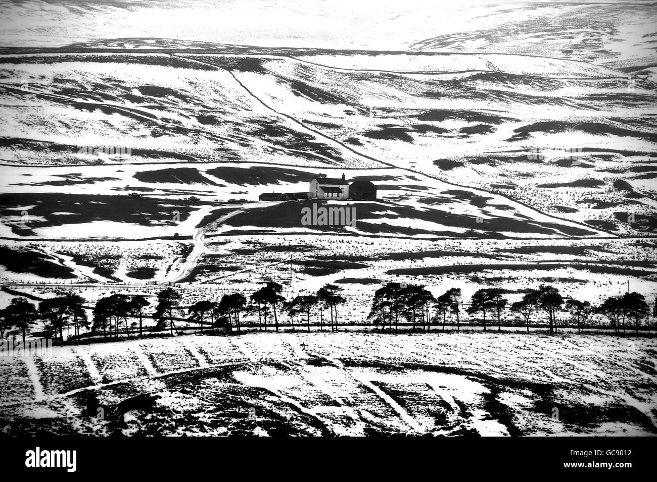 Weather - Winter Snowfall - Teesside. A rural snow scene in Teesside ...