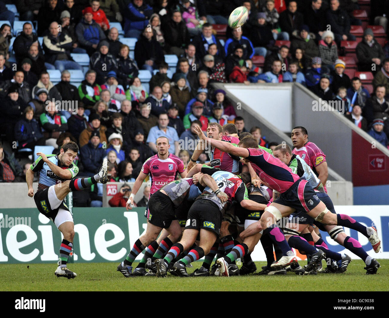 Stoop ball hi-res stock photography and images - Alamy