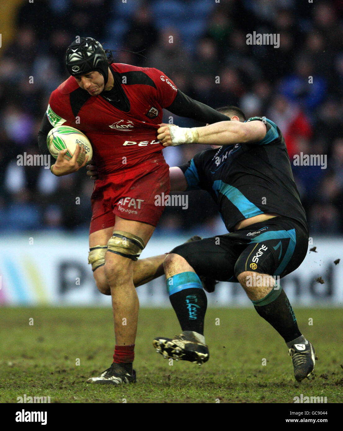 Rugby fragments particles hi-res stock photography and images - Alamy