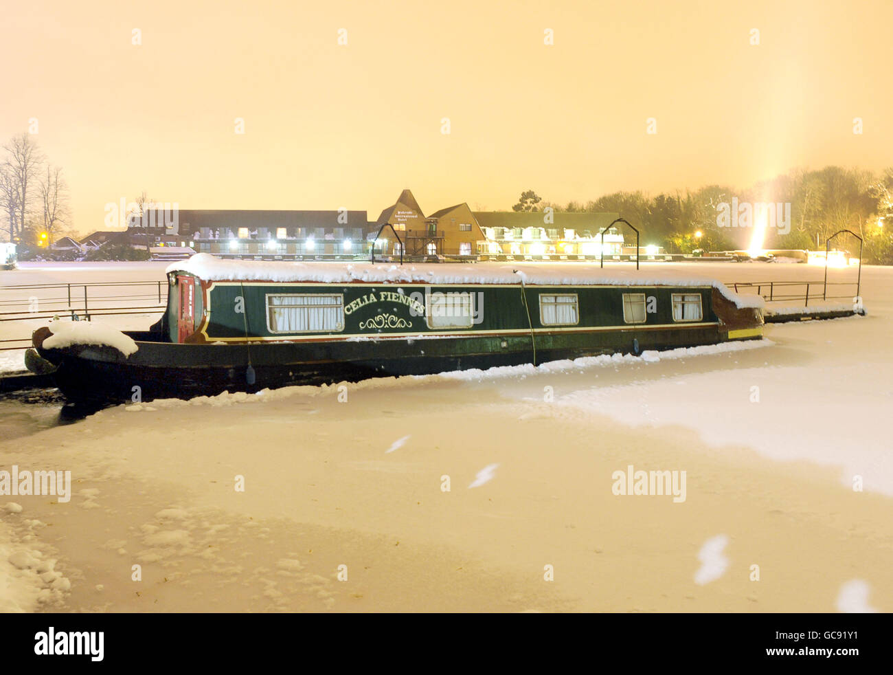 Ice barge hi-res stock photography and images - Alamy