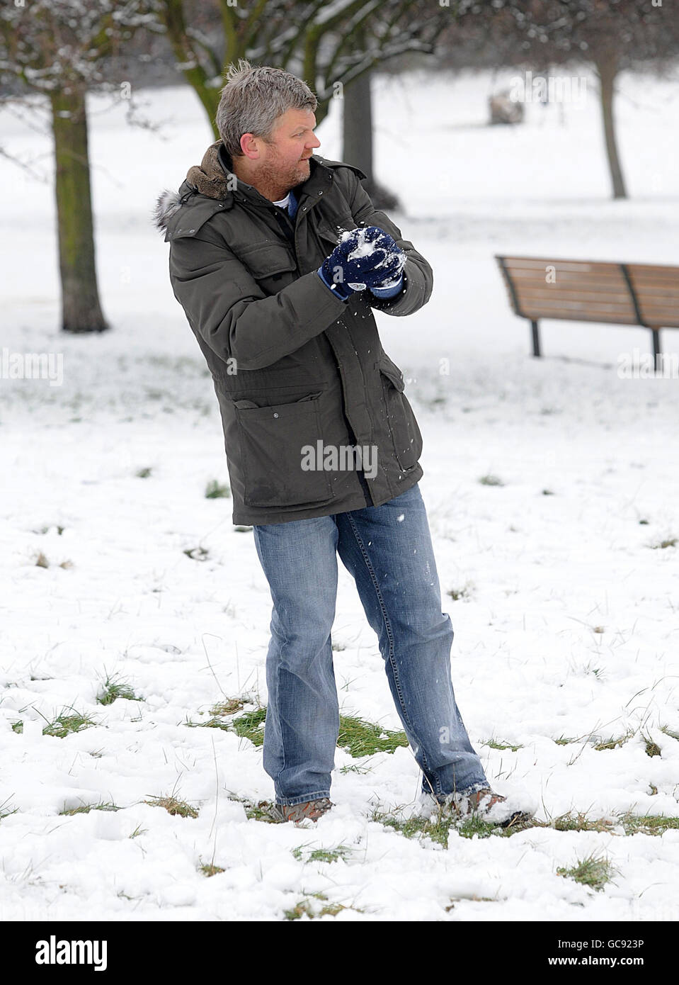 Adrian Chiles from BBC's The One Show enjoying the snow on Primrose ...