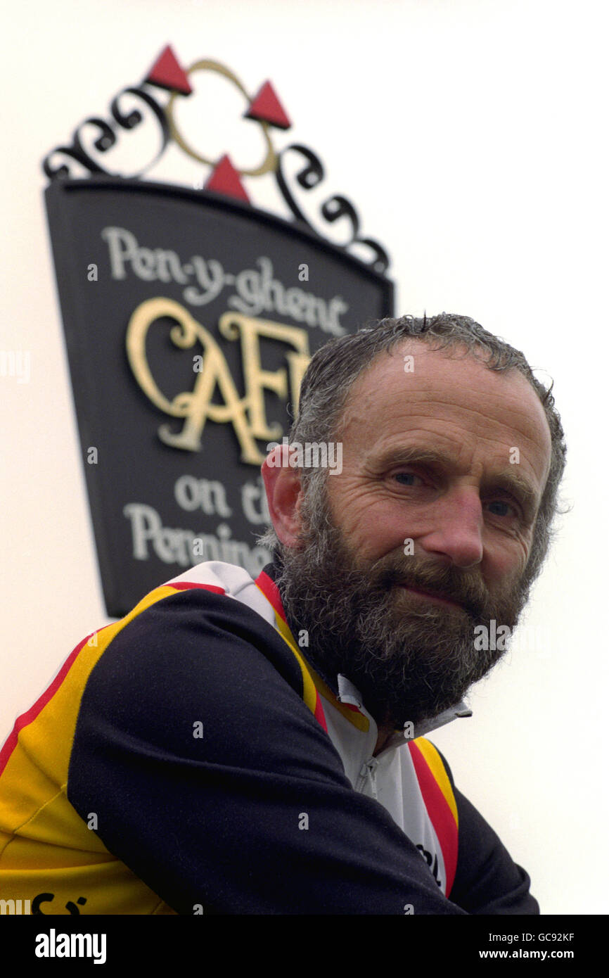 Cycling - John Rawnsley - Horton in Ribblesdale Stock Photo - Alamy