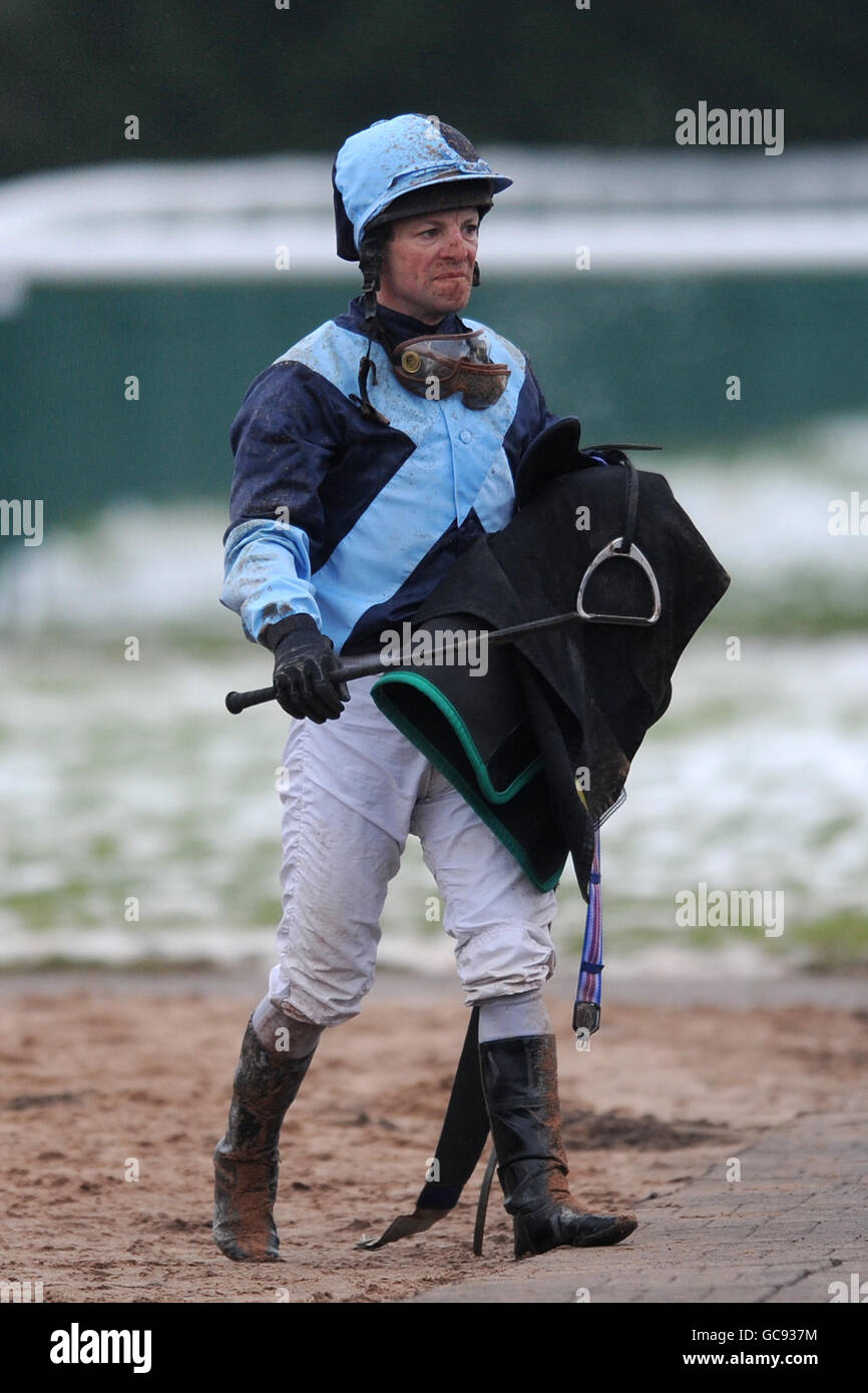 Jockey joe fanning southwell racecourse hi-res stock photography and ...