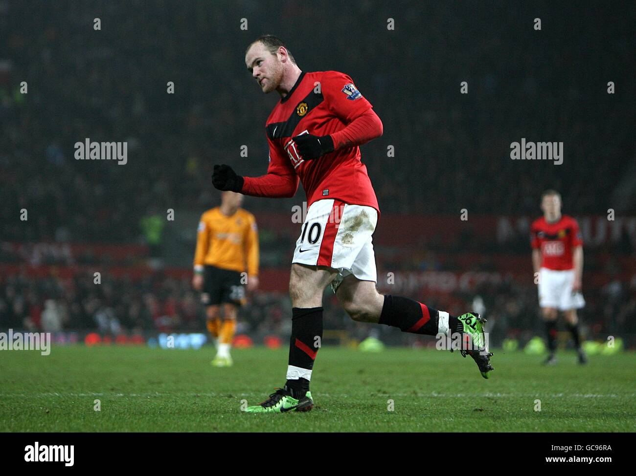 Manchester United's Wayne Rooney celebrates after scoring his side's ...