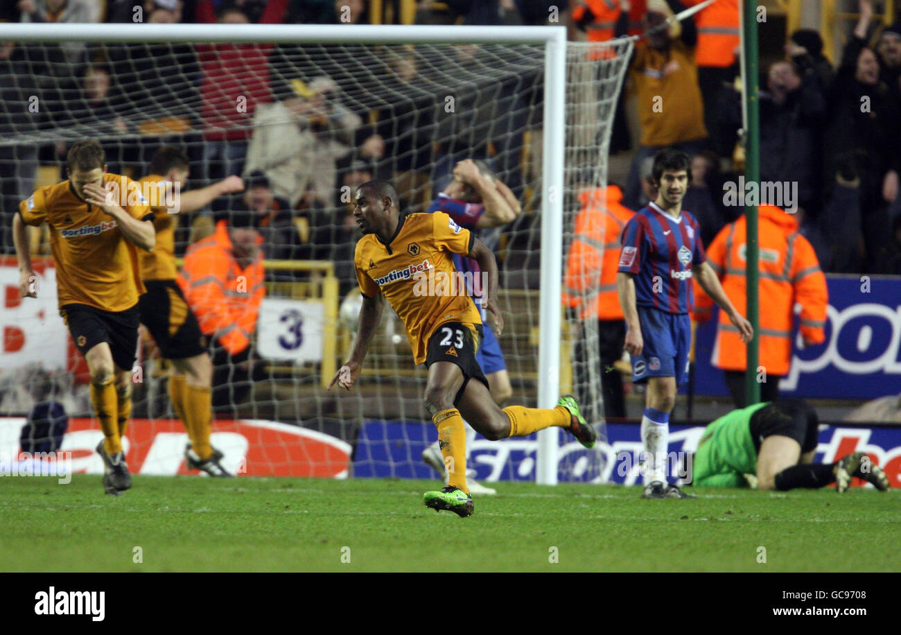 Wolverhampton Wanderers Ronald Zubar celebrates scoring the equalising ...