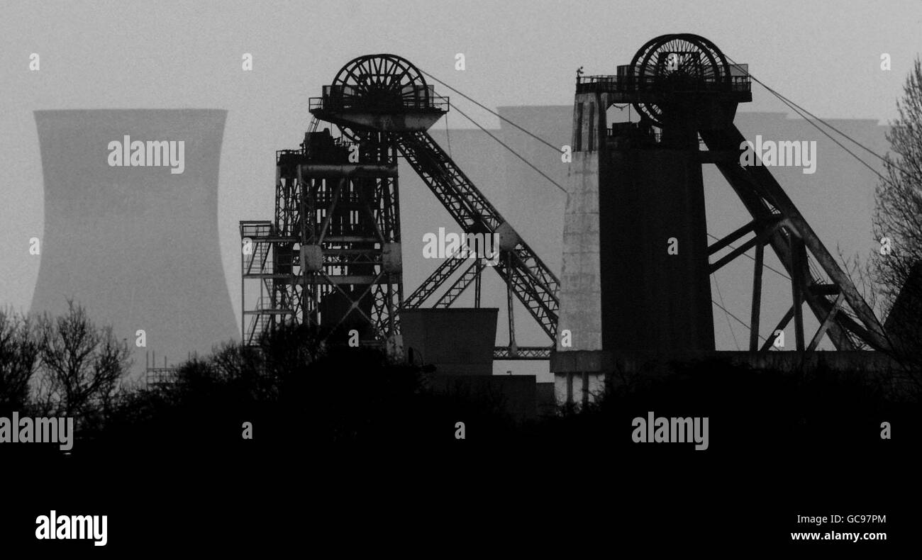 Hatfield colliery near doncaster Black and White Stock Photos & Images ...
