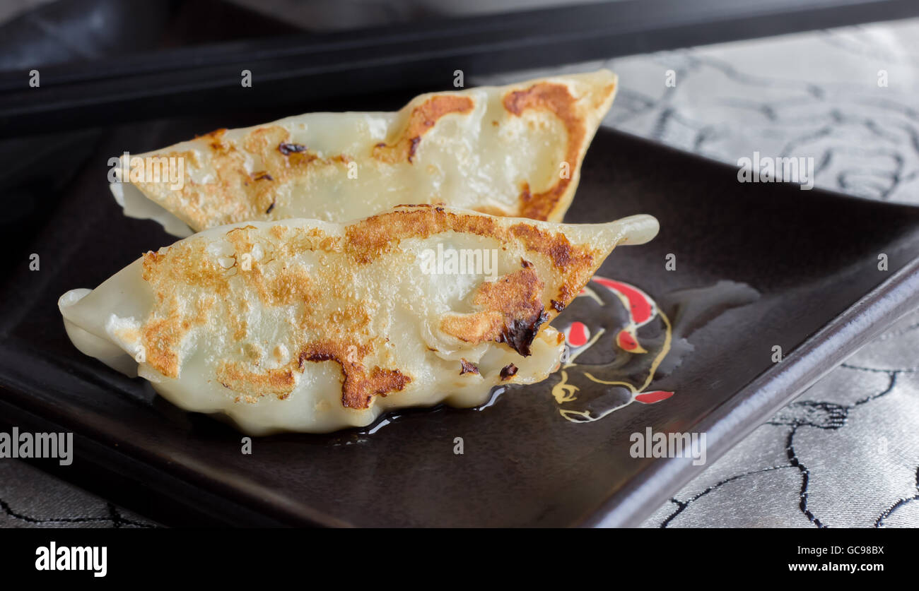 Gyoza hi-res stock photography and images - Alamy