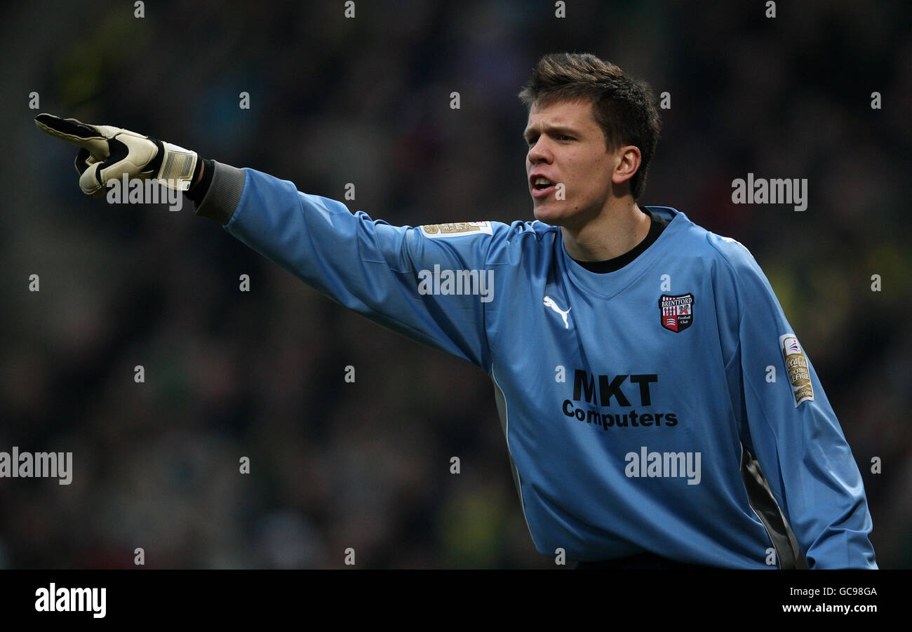 Wojciech szczesny brentford hi-res stock photography and images - Alamy