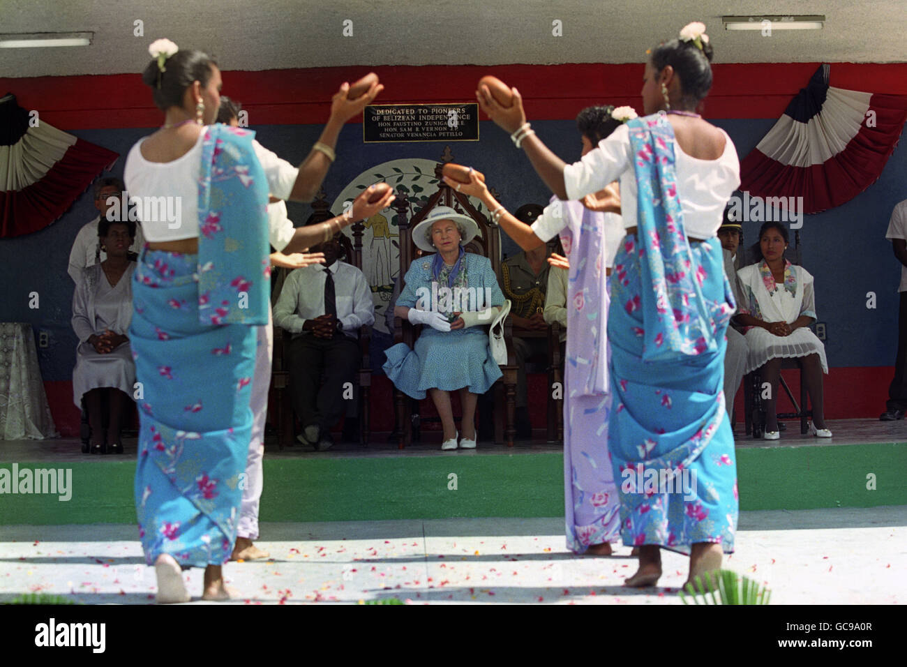 Royalty - Queen Elizabeth II Visit to Belize Stock Photo - Alamy