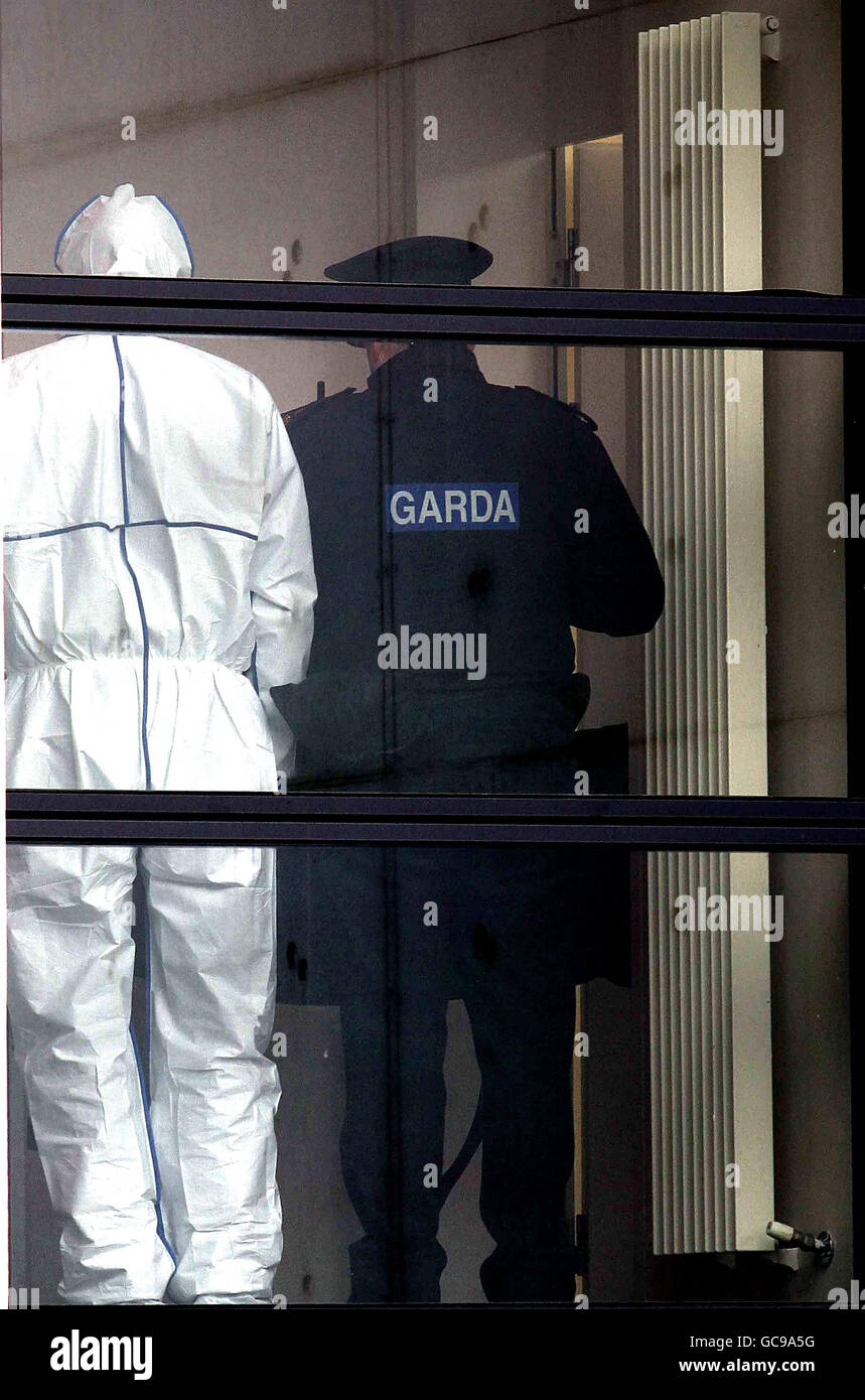 Female garda officer hi-res stock photography and images - Alamy