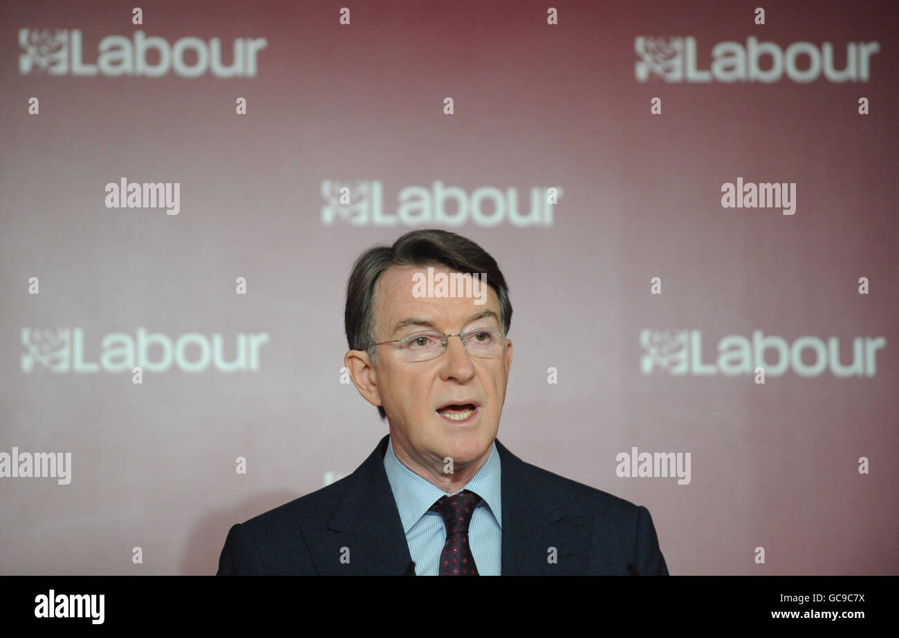 Politics head head shot peter mandelson hi-res stock photography and ...