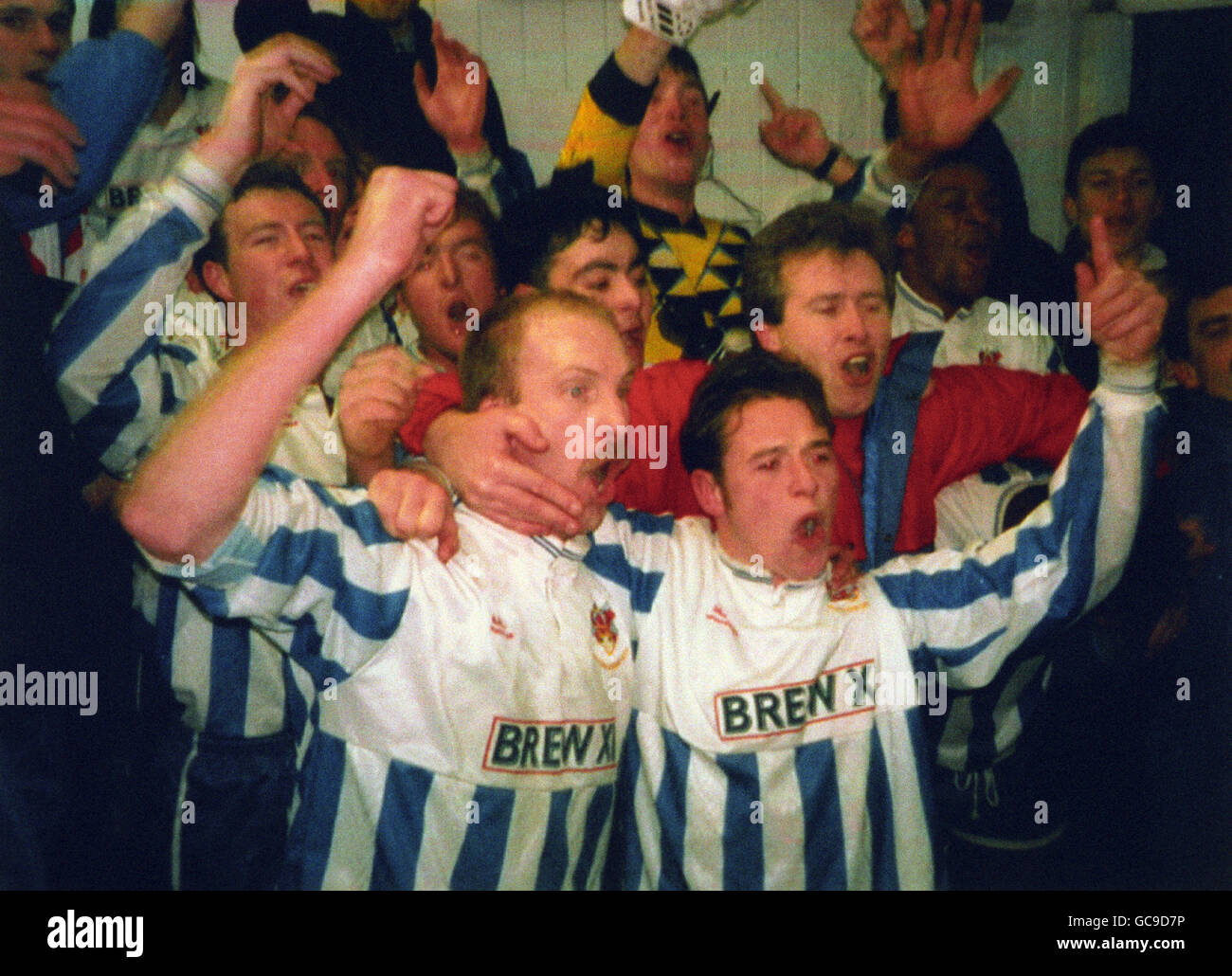 GOAL SCORER TONY SIMPSON Stock Photo - Alamy