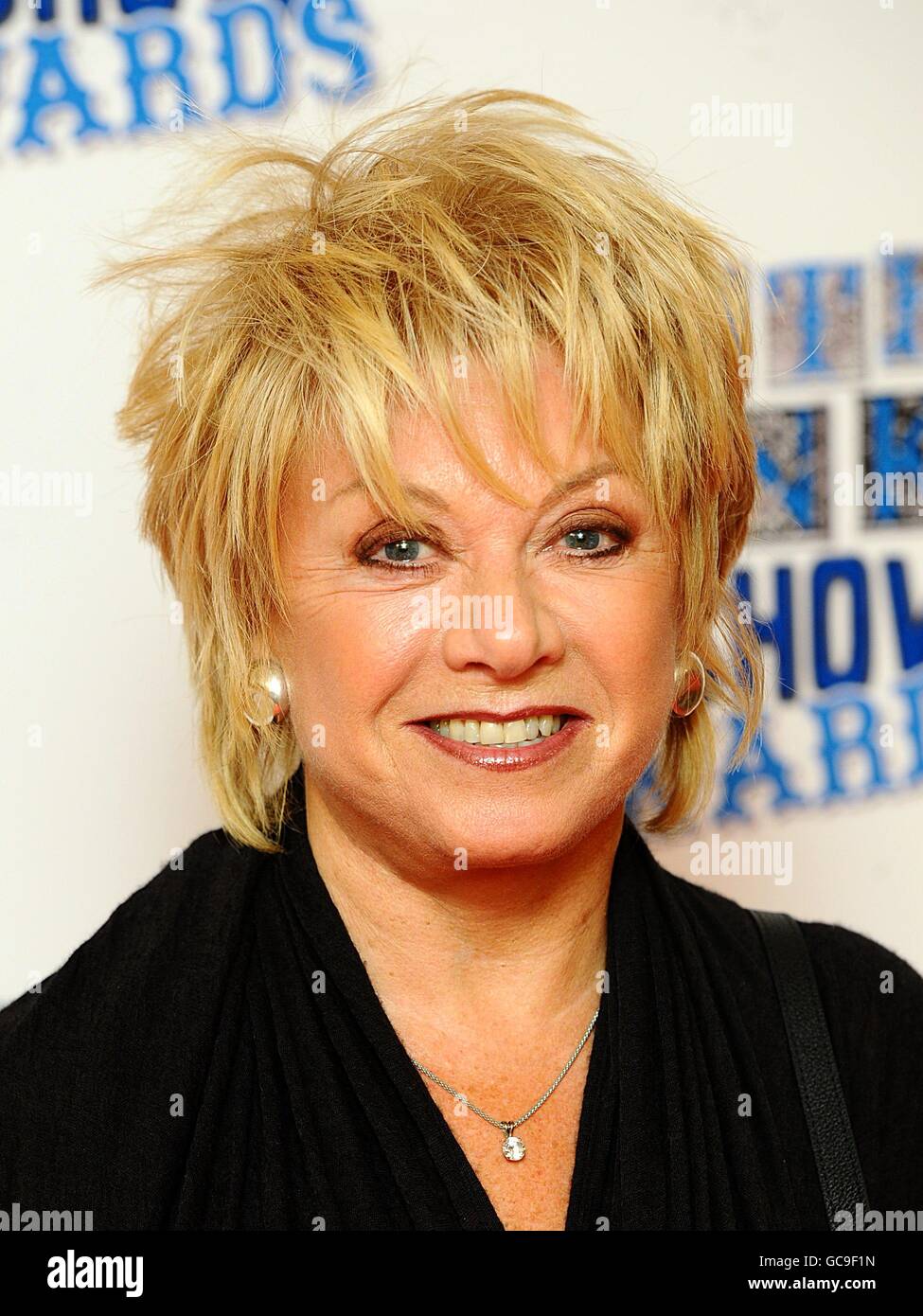 Elaine paige arriving south bank show awards dorchester hotel hi-res ...
