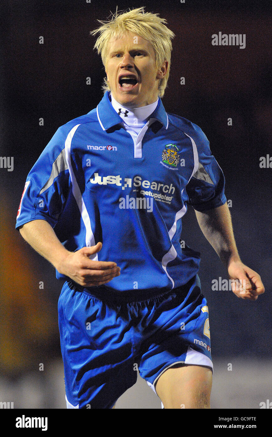 Soccer - Coca-Cola Football League One - Stockport County v Swindon ...