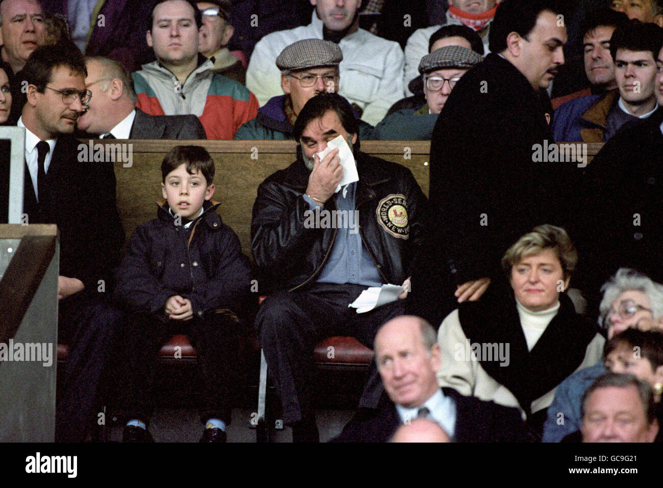 Manchester United legend George Best struggles to hold back the tears ...