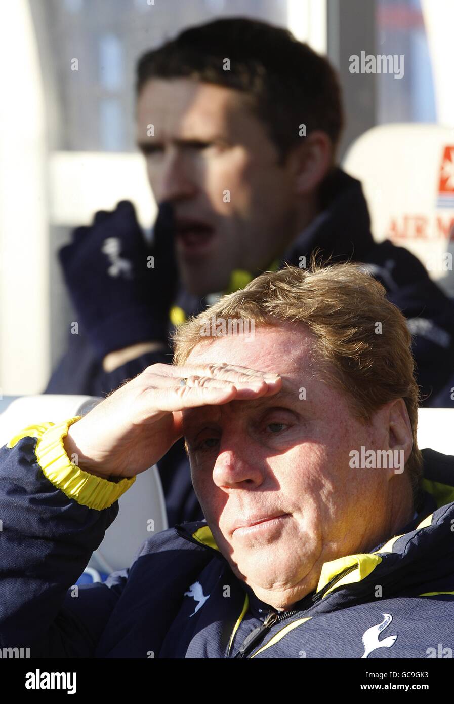 Tottenham hotspurs bench hi-res stock photography and images - Alamy