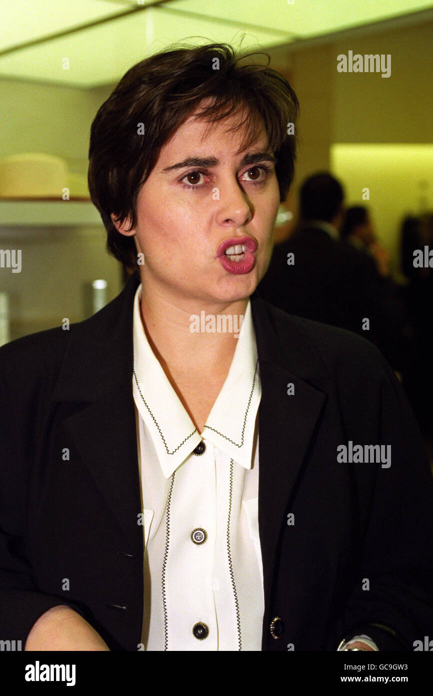 Alexandra shulman hi-res stock photography and images - Alamy