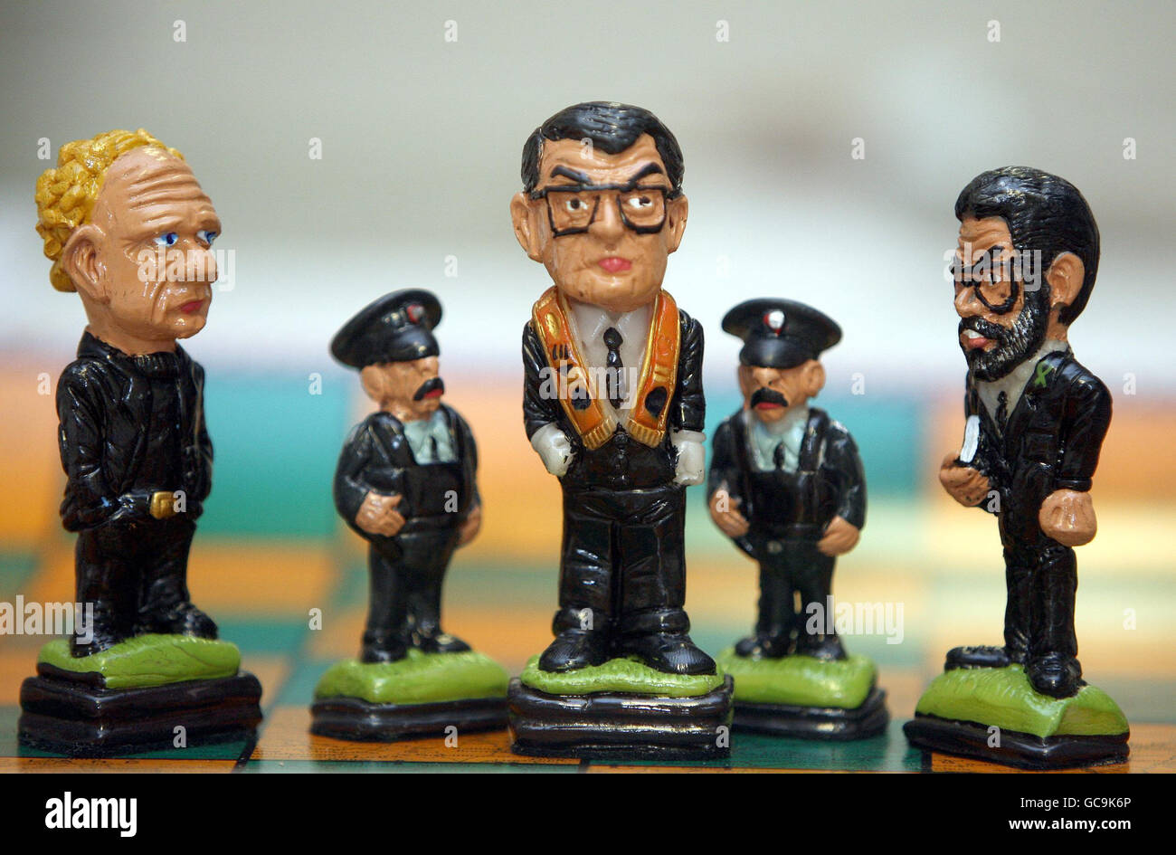 Funny chess set hi-res stock photography and images - Alamy