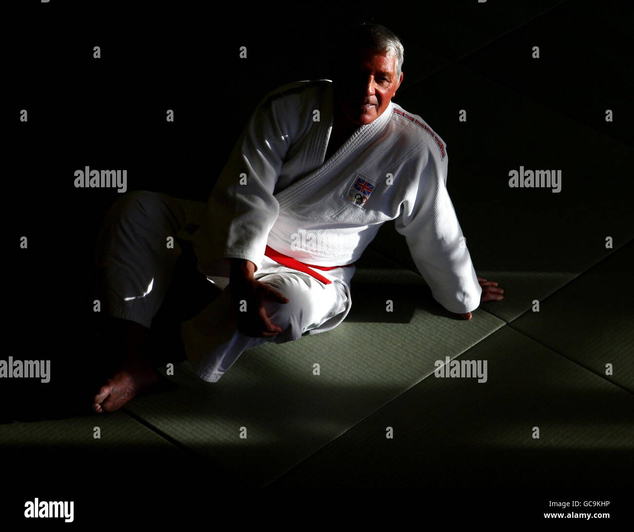 Judo pensioner joins Japanese masters Stock Photo - Alamy
