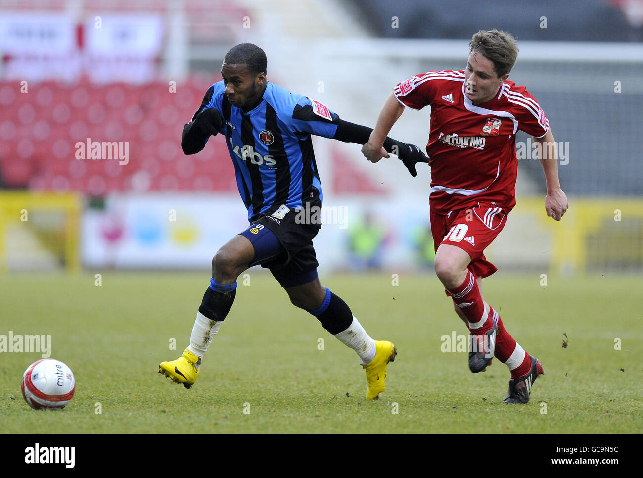 Swindon towns simon ferry hi-res stock photography and images - Alamy