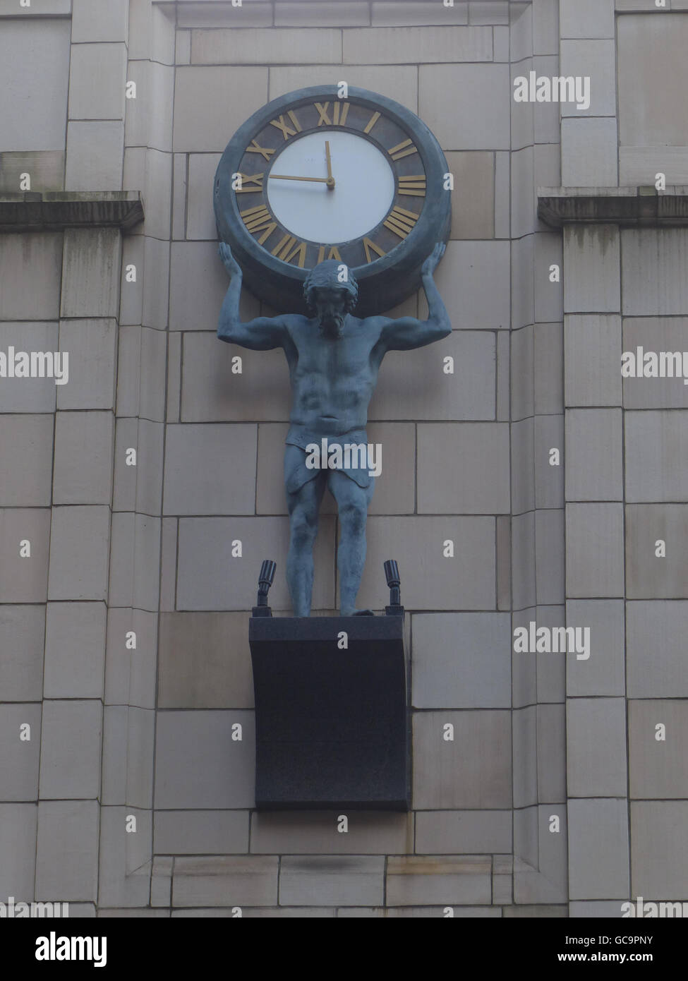 scenes of Philadelphia,Pa.,clock,statues waterworks and traffic ...