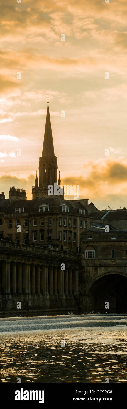 Bath riverside housing hi-res stock photography and images - Alamy